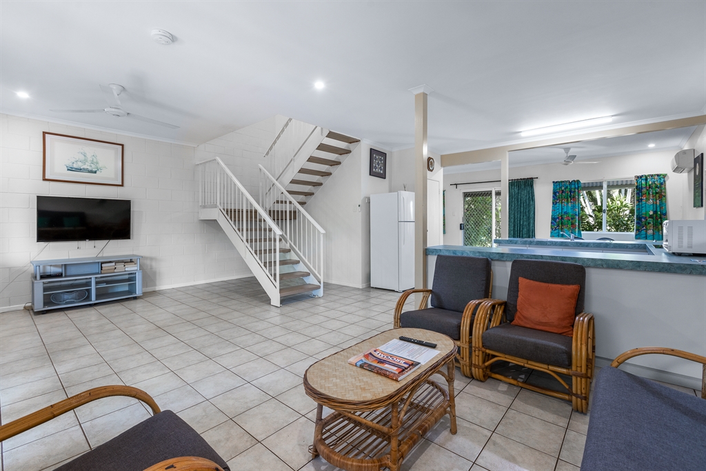 Cable Beachside Villas | Booking Form