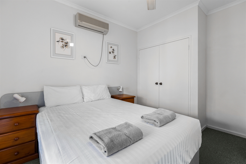 Cable Beachside Villas | Booking Form