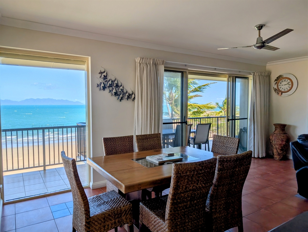 Rose Bay Resort | Booking Form