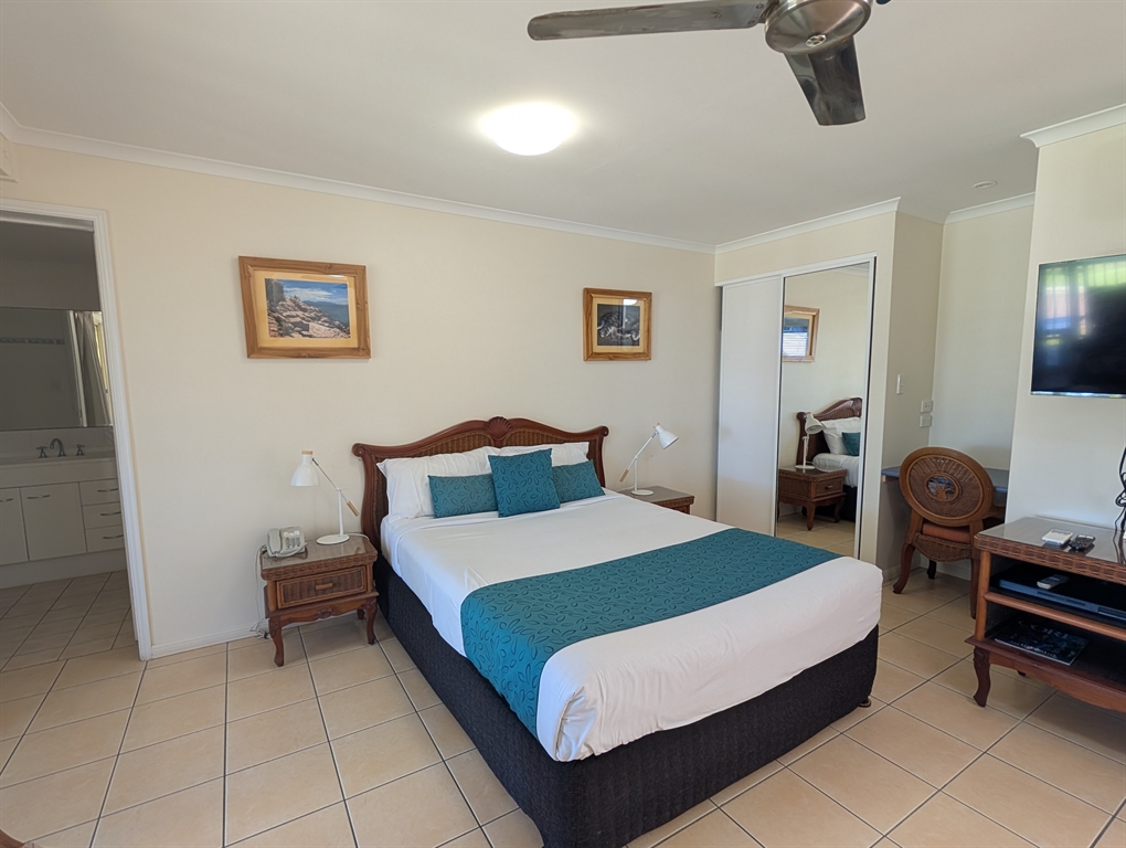 Rose Bay Resort | Booking Form