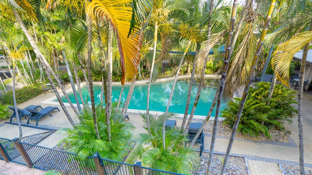 Trinity Beach Club Holiday Apartments | Booking Form