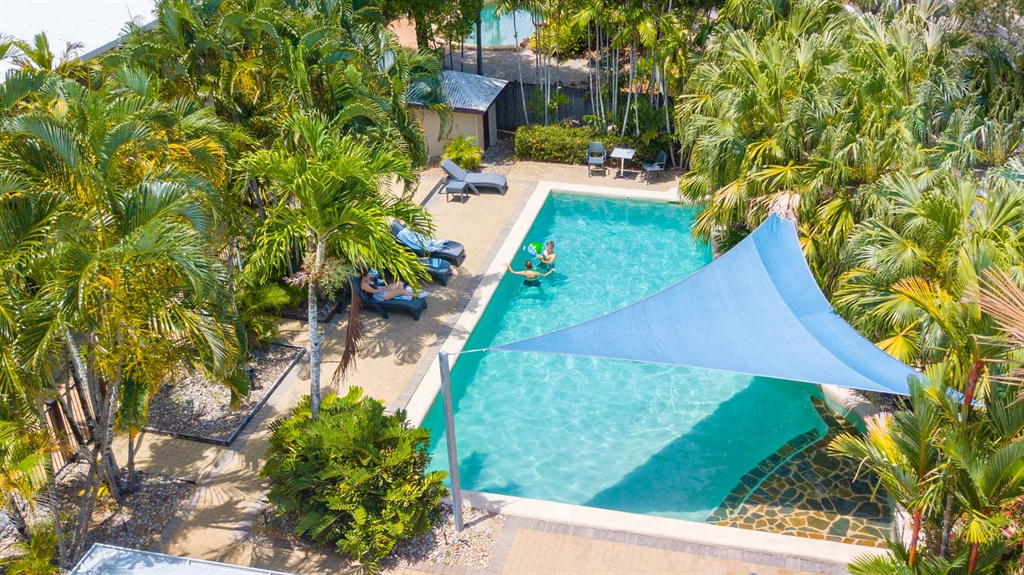 Trinity Beach Club Holiday Apartments | Booking Form