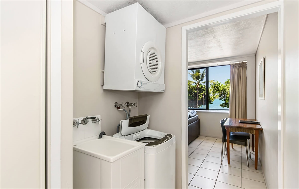 Waters Edge The Strand | Booking Form